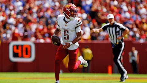 Los Angeles Chargers Schedule, Live Scores & Results - NFL 2025-2026